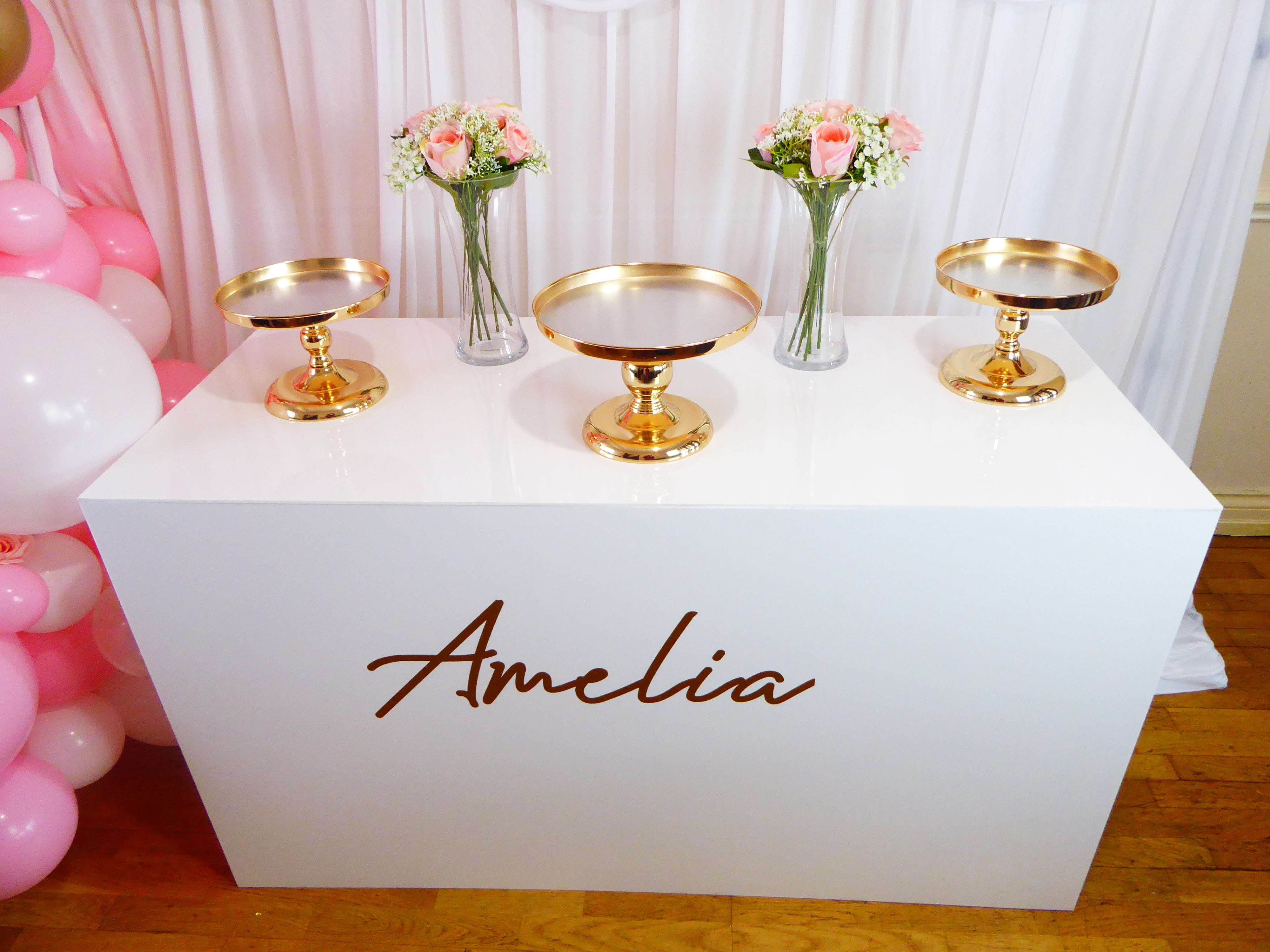 Hire White Gloss Plinth Table – LUXI PROPS