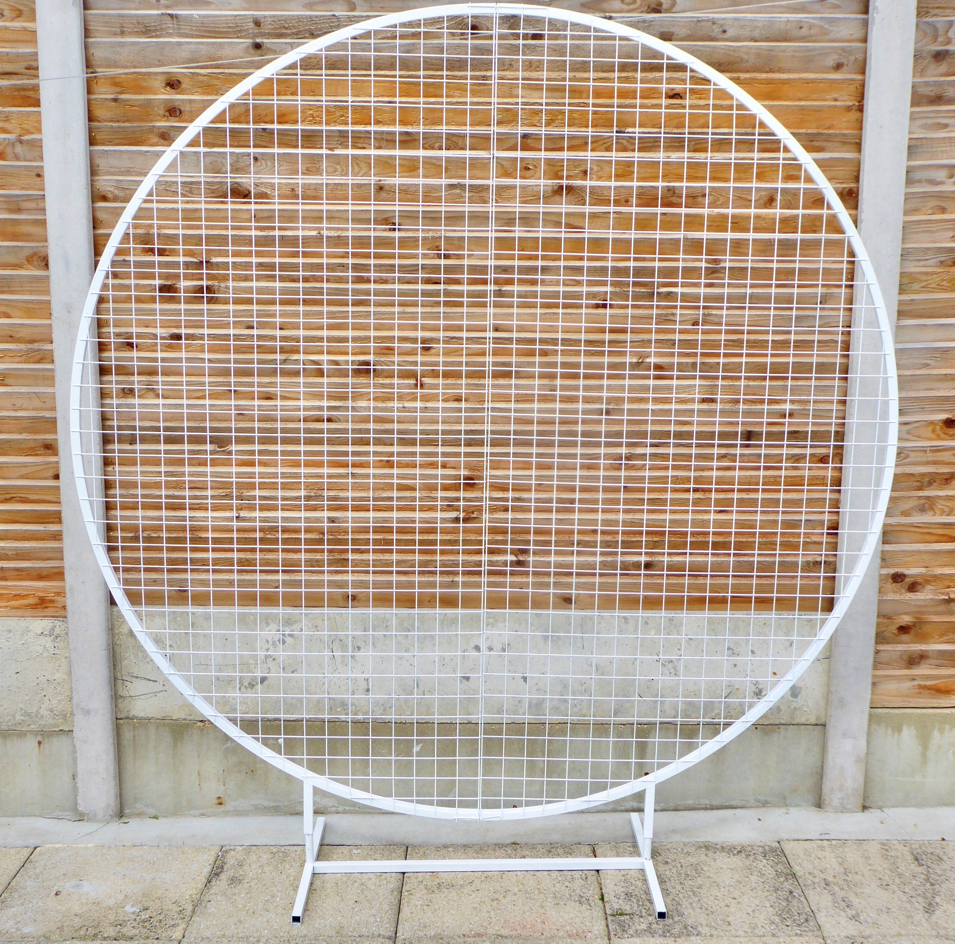 Hire White Mesh Backdrop – LUXI PROPS