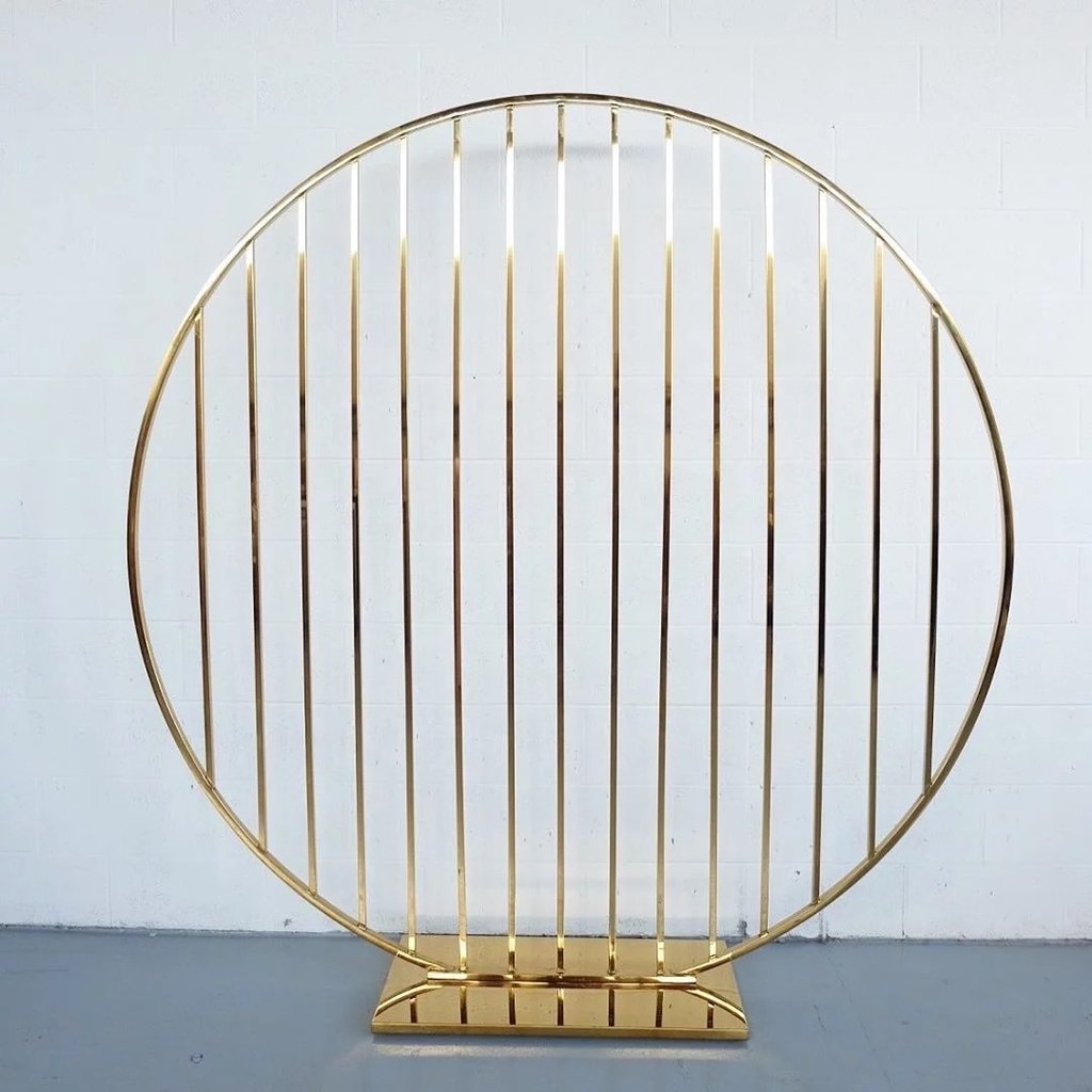 Hire Gold Stainless Steel Backdrop & Plinth – LUXI PROPS